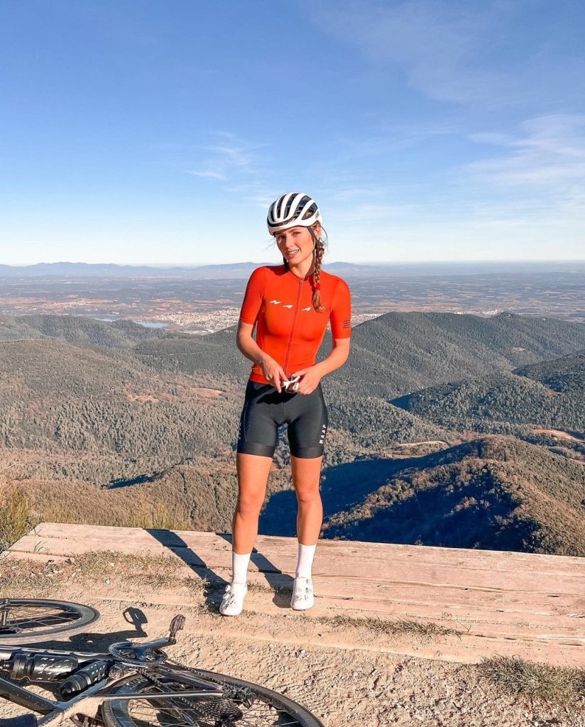 Puck Moonen 👀 - Hottest Female Athletes