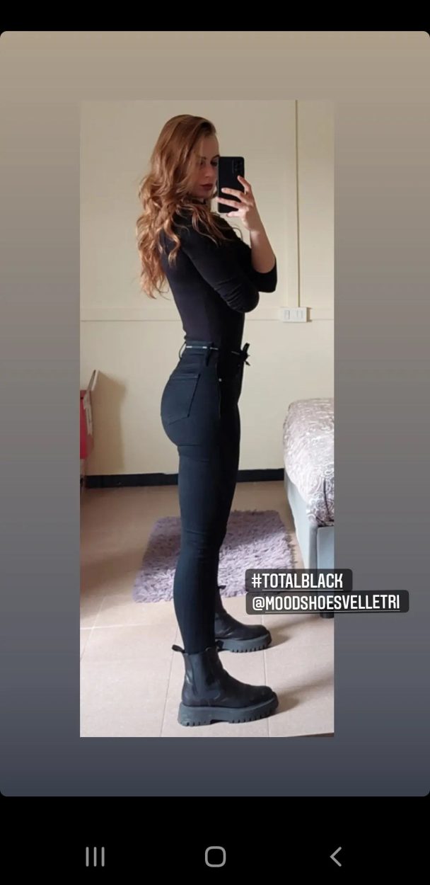 Maria Gherca (pole vault) in tight black jeans is the perfect match ...