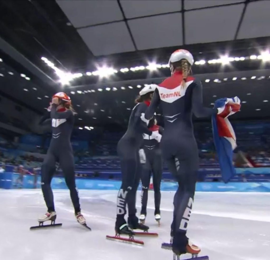 The gold medal winning Dutch short track speedskating team - Hottest ...