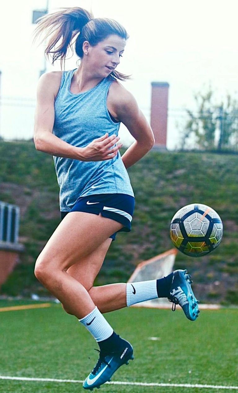 Paige Monaghan - professional soccer - NY Gotham FC - Hottest Female ...