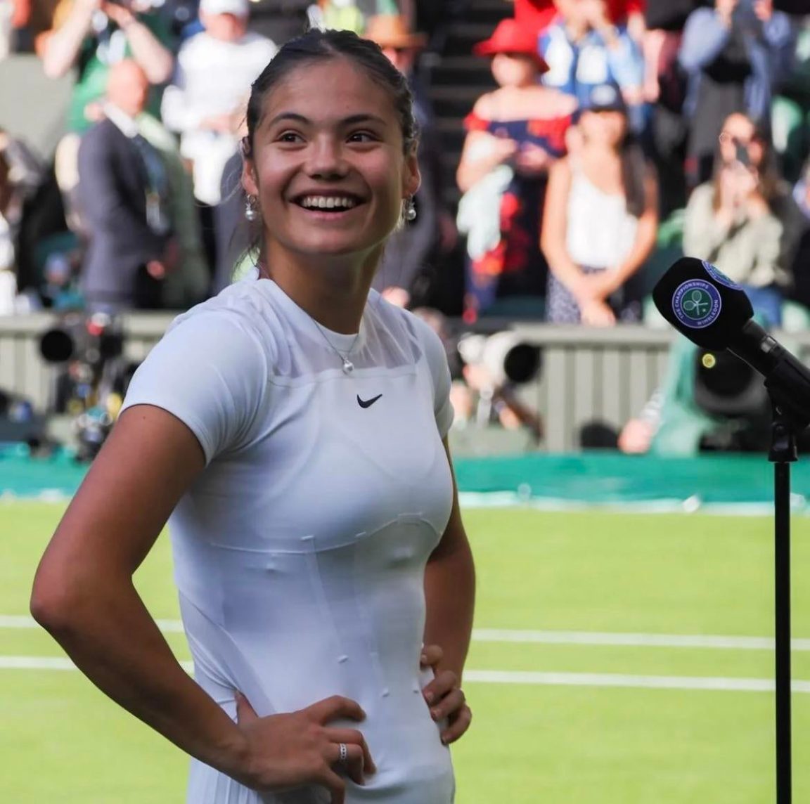 Emma Raducanu - Hottest Female Athletes