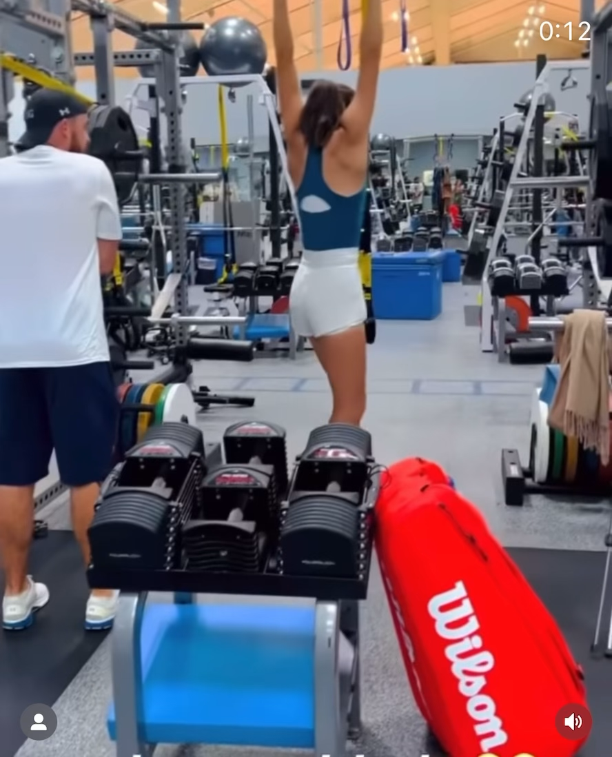 Emma Raducanu - Hottest Female Athletes