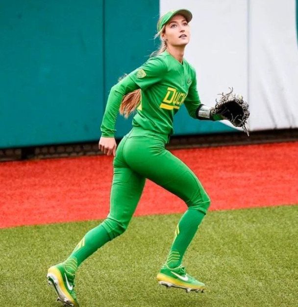 Haley Cruse - Oregon - Hottest Female Athletes