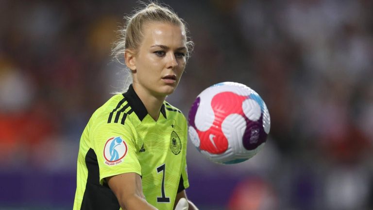 German Football Player Merle Frohms - Hottest Female Athletes