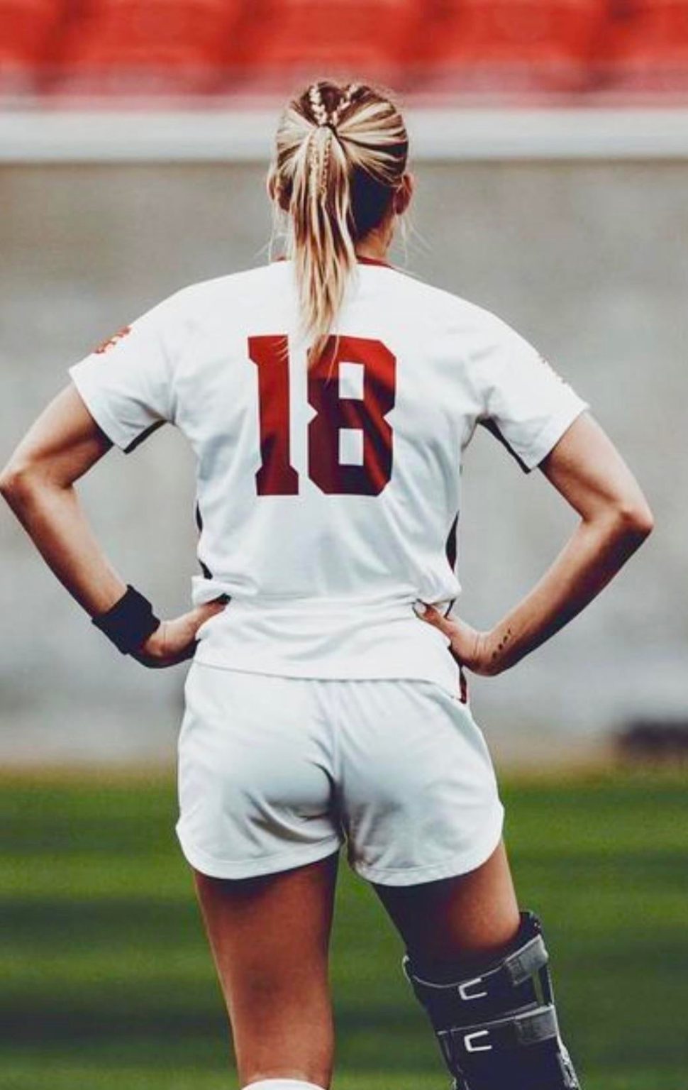 Hannah White - College soccer, USC Trojans - Hottest Female Athletes
