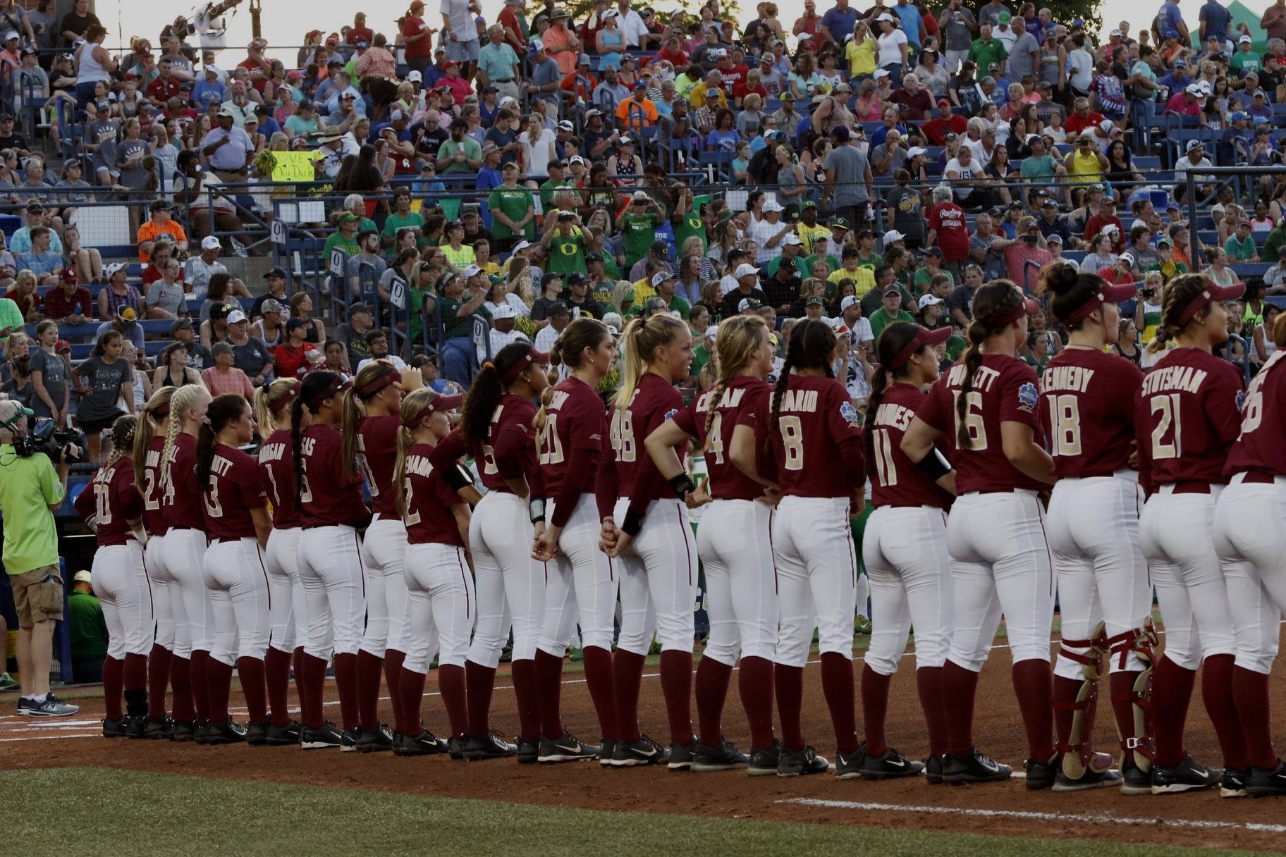 Florida State Seminoles group photo - Hottest Female Athletes