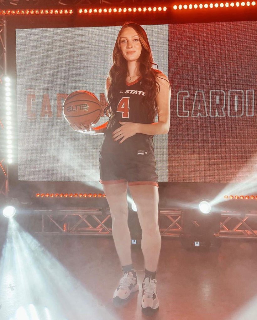 Sydney Shafer: Ball State University basketball 🏀 - Hottest Female Athletes