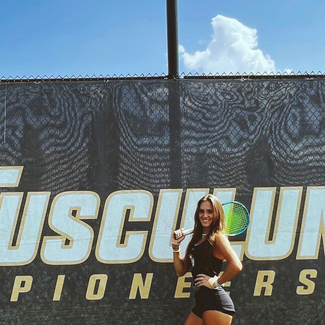 Tabitha Howe 🇬🇧 TUSCULUM UNIVERSITY Tennis 🎾 - Hottest Female Athletes