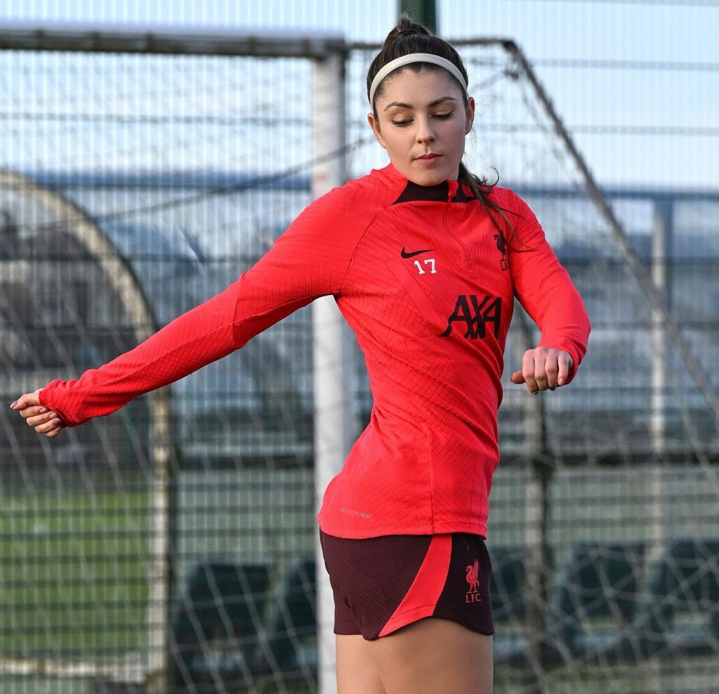 Carla Humphrey (Liverpool Football Player) - Hottest Female Athletes