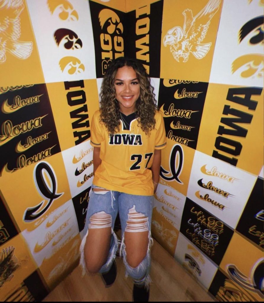 Amber Desena (softball player - University of Iowa) 🇺🇸 - Hottest Female ...