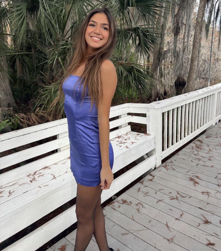 Emily Legler (football player - College of Mount Saint Vincent) 🇺🇸 ...