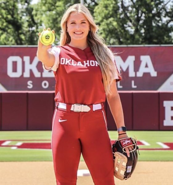 Alex Storako (softball player - University of Oklahoma) 🇺🇸 - Hottest ...