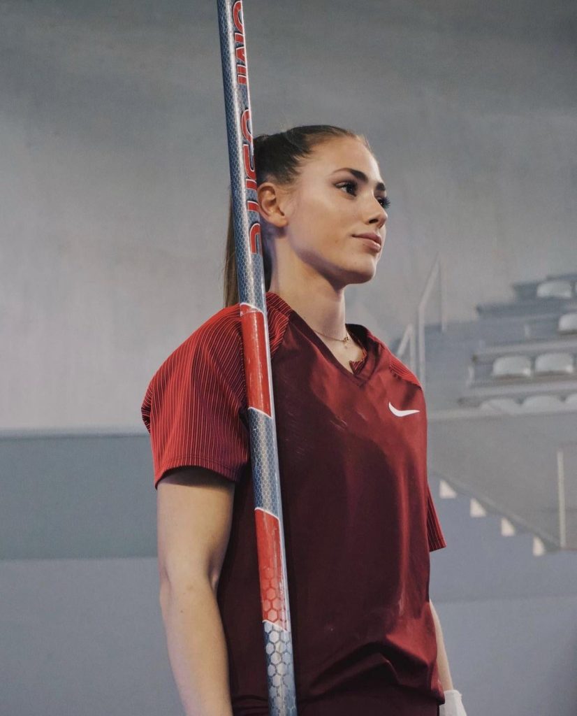 Clara Fernandez (pole vaulter) 🇪🇸 - Hottest Female Athletes