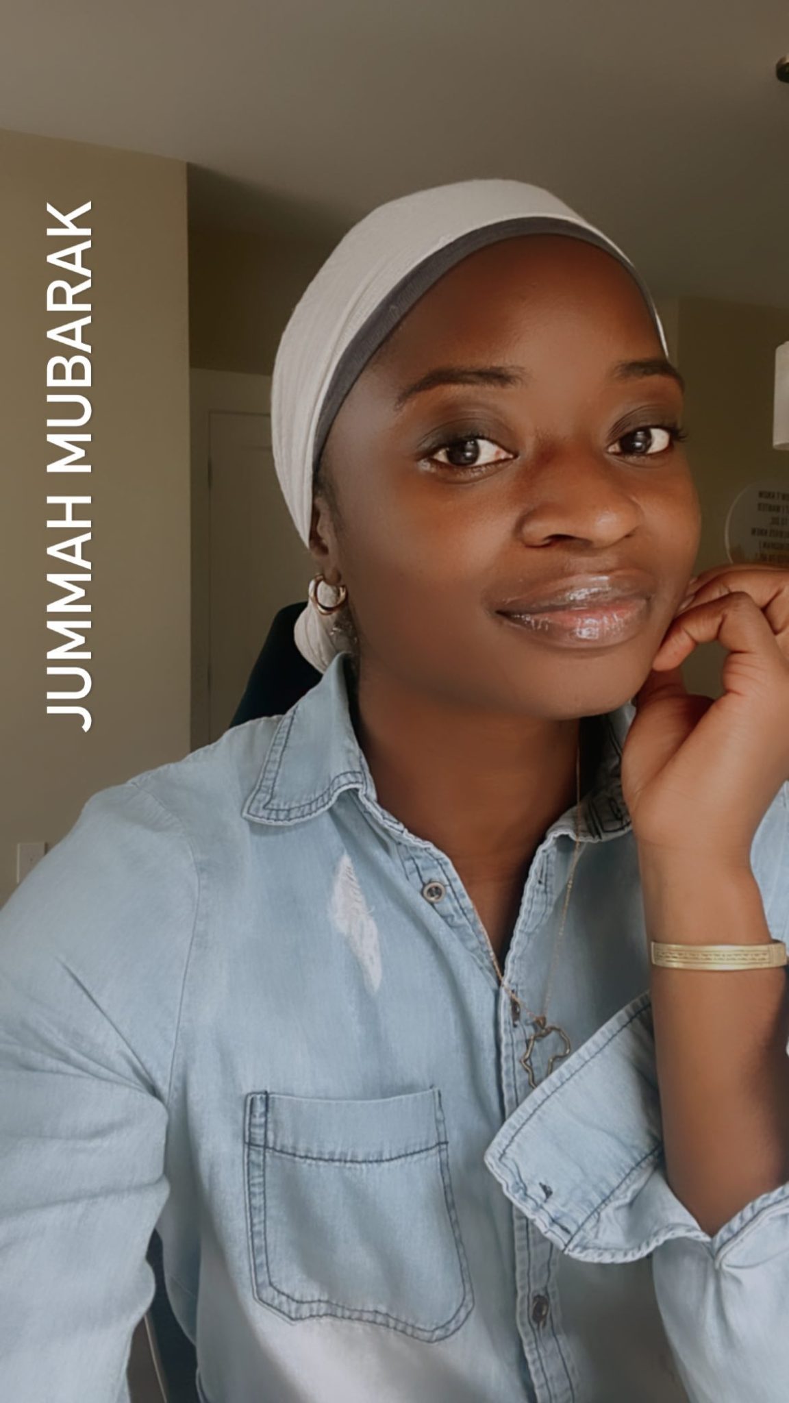 Sierra Leonean sprinter Hafsatu Kamara - Hottest Female Athletes