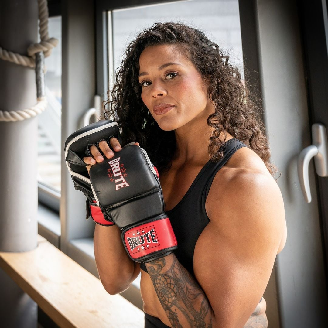 Dutch MMA fighter Denise Kielholtz - Hottest Female Athletes