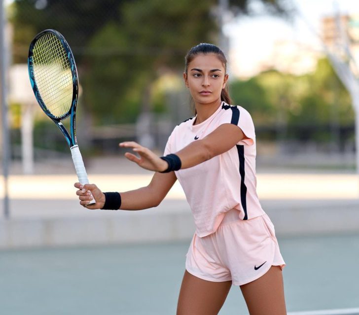 Amalia Azimova - Russian Tennis Player - Hottest Female Athletes