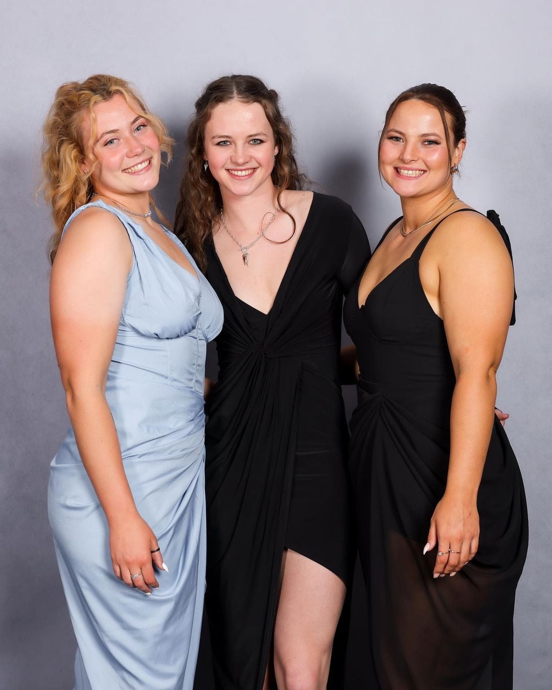 Rugby players Delaney Burns (England), Rosie Inman (England) and Holly ...