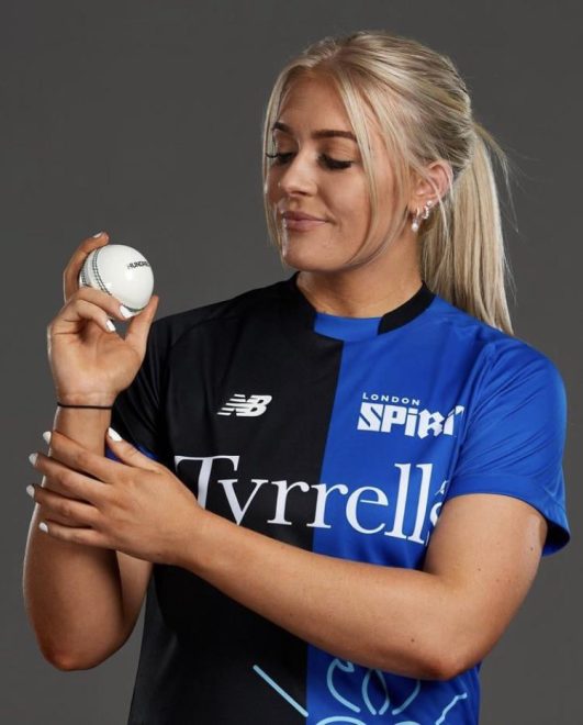 Sarah Glenn (cricket) London Spirit - Hottest Female Athletes