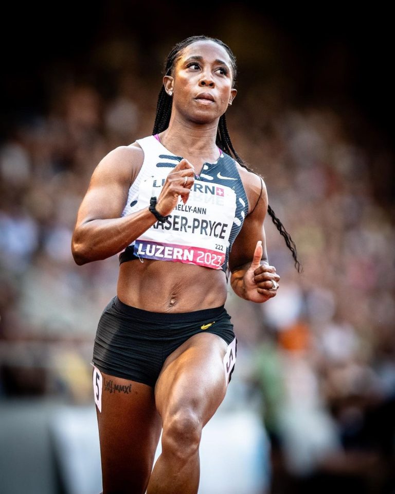 Shelly Ann Fraser Pryce - Jamaican sprinter - Hottest Female Athletes