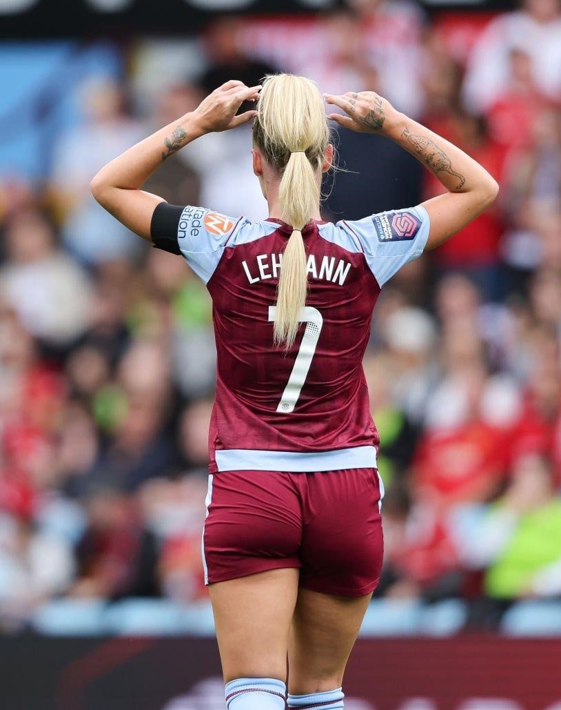 Alisha Lehmann - Swiss Footballer - Hottest Female Athletes