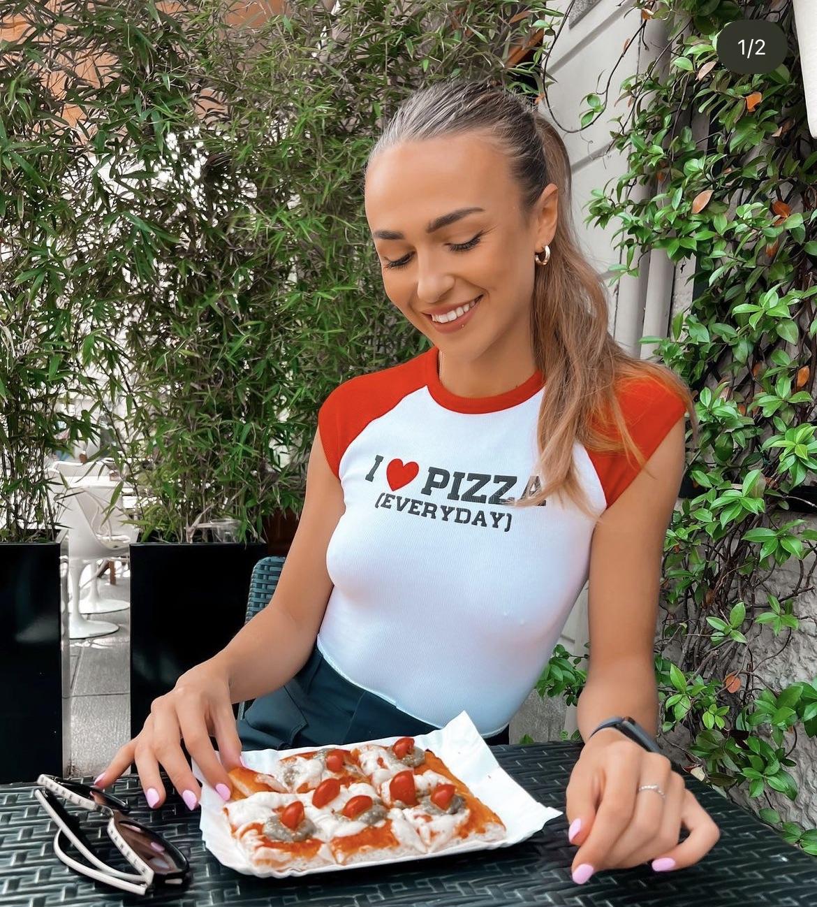 Irish 400M runner Sharlene Mawdsley - showing off a little extra if you ...