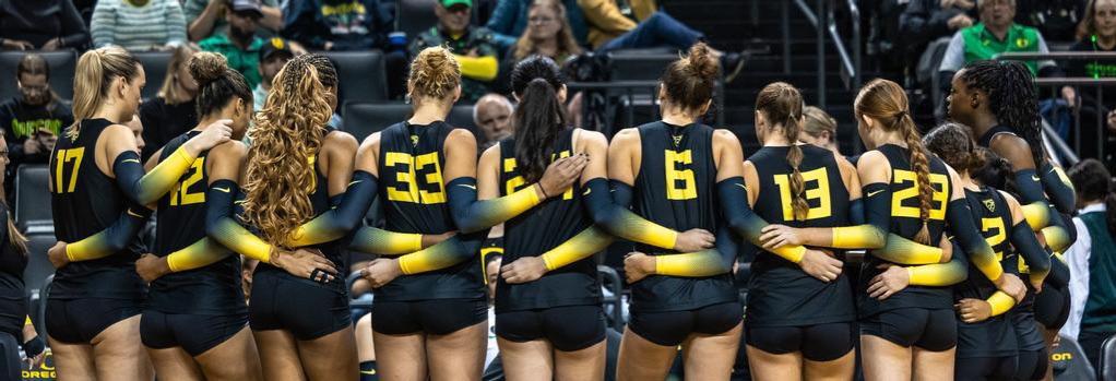 Oregon Huddle - Hottest Female Athletes