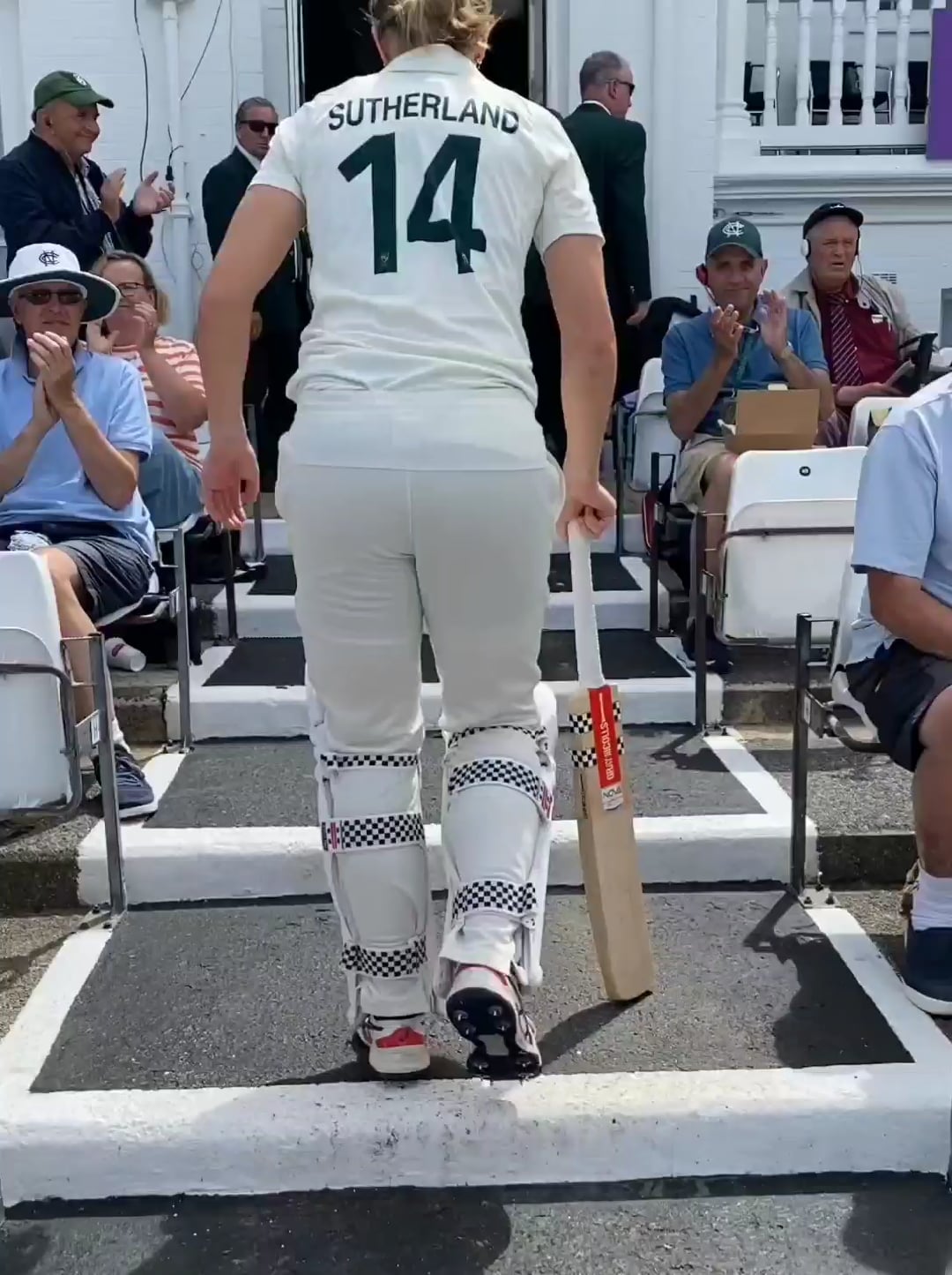 Annabelle Sutherland - Australian Cricketer - Hottest Female Athletes