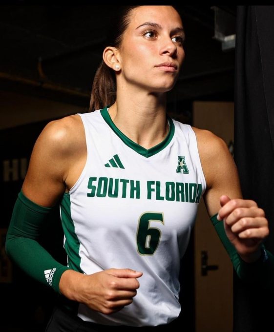Amanda Dewitt - Hottest Female Athletes