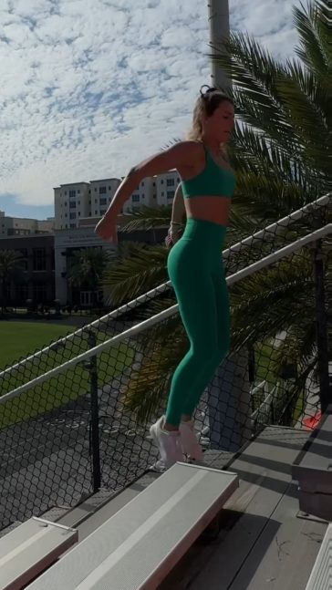 Robin Bone - Canadian Pole Vaulter - Hottest Female Athletes