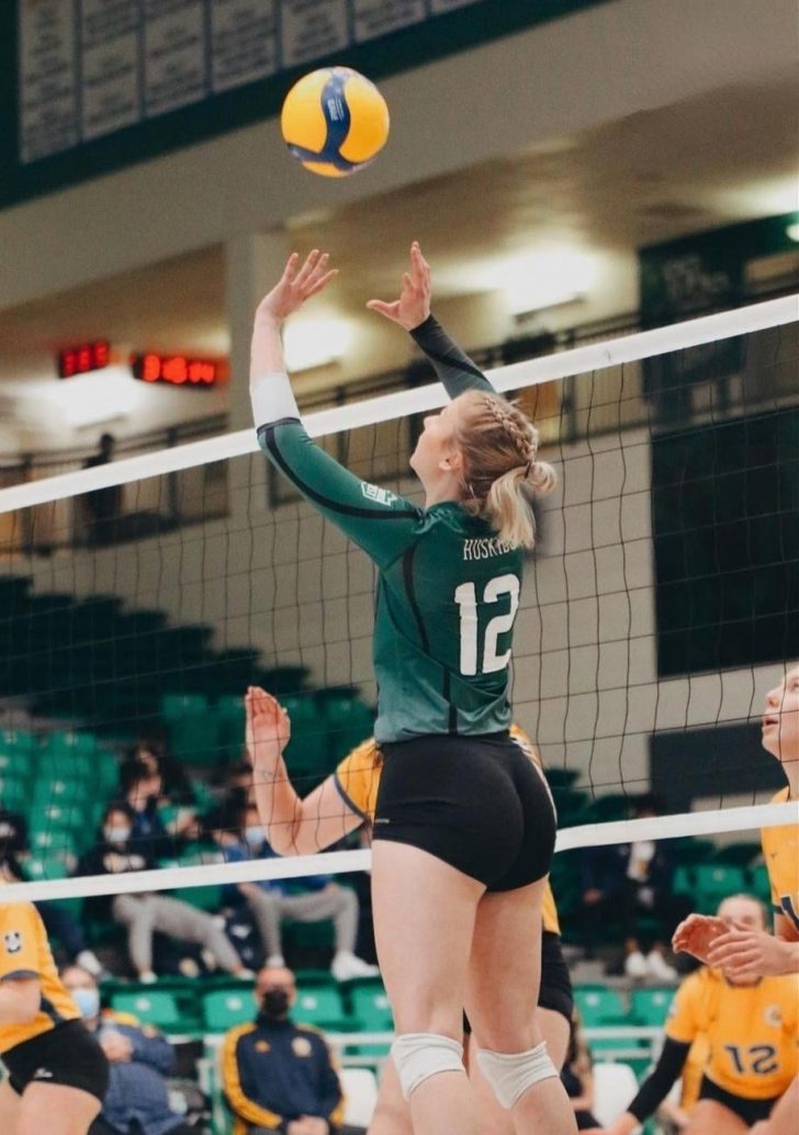 Chloe Smith - Hottest Female Athletes