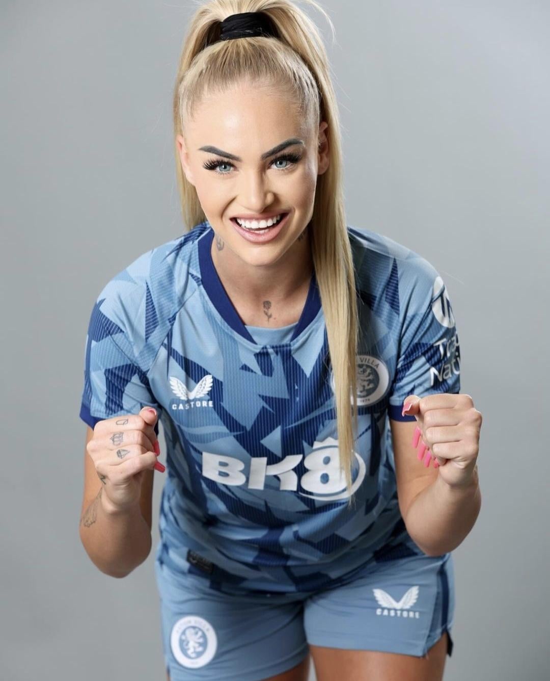 Alisha Lehmann - swiss footballer - Hottest Female Athletes