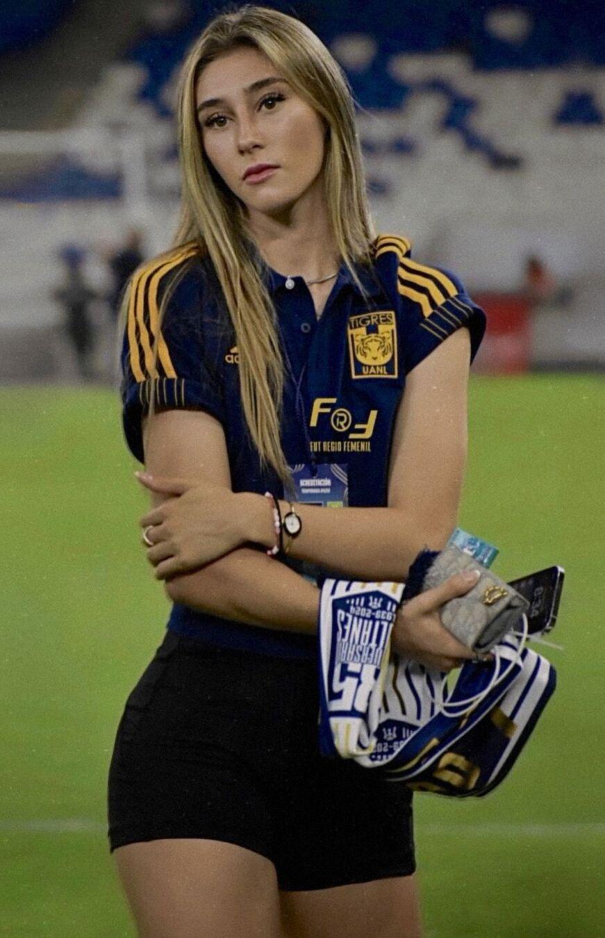 Tatiana Flores - Mexican football player - Hottest Female Athletes