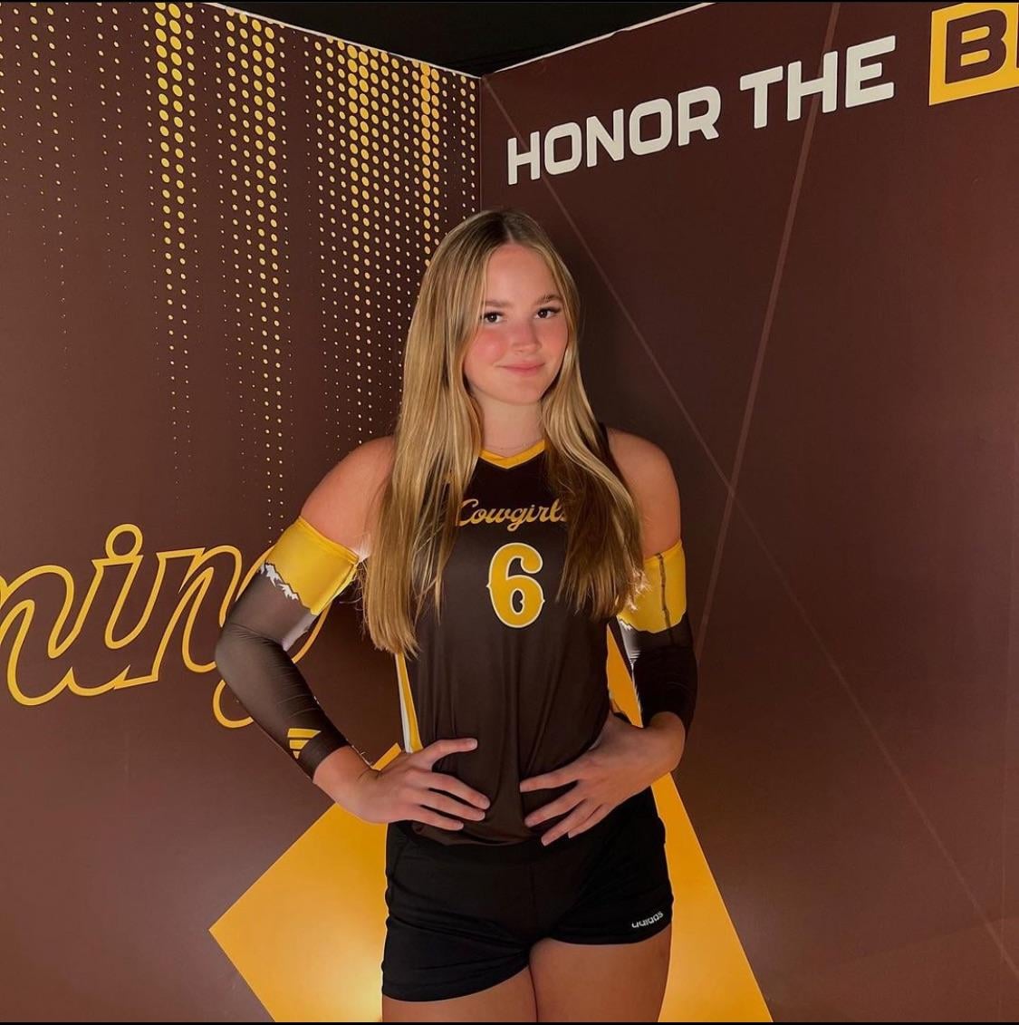 Sarah Holcomb - Hottest Female Athletes