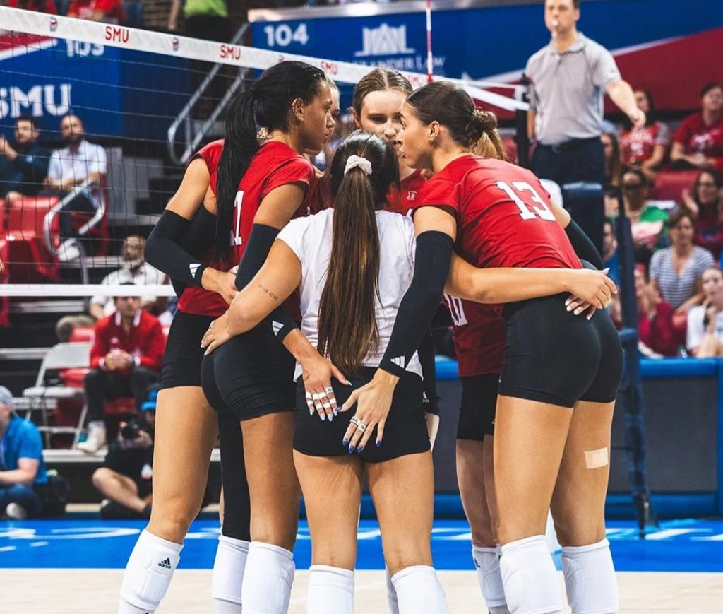 Nebraska Huddle - Hottest Female Athletes