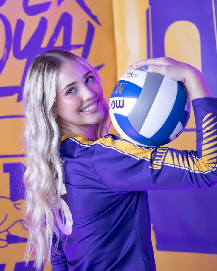 Reese Booth American Volleyball player - Hottest Female Athletes