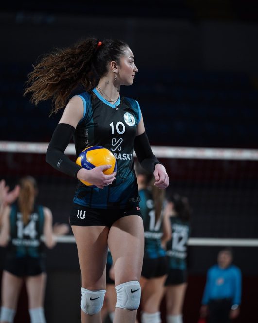 Derin Saygı - Hottest Female Athletes
