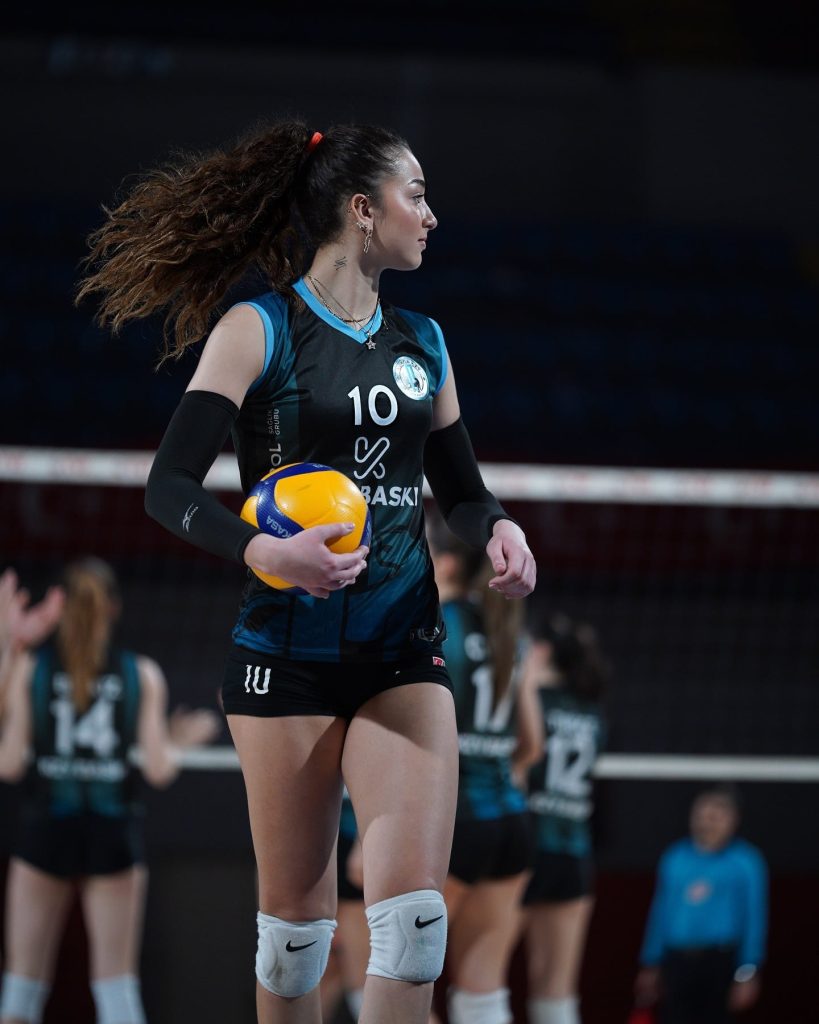 Derin Saygı - Hottest Female Athletes