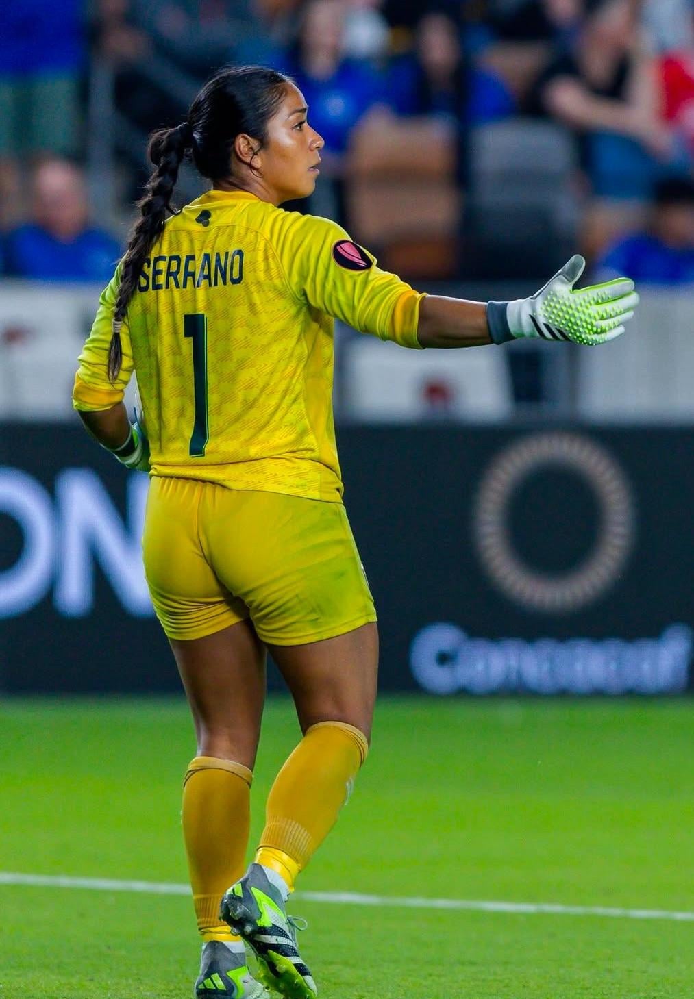 Idalia Serrano - Salvadoran Soccer Player - Hottest Female Athletes