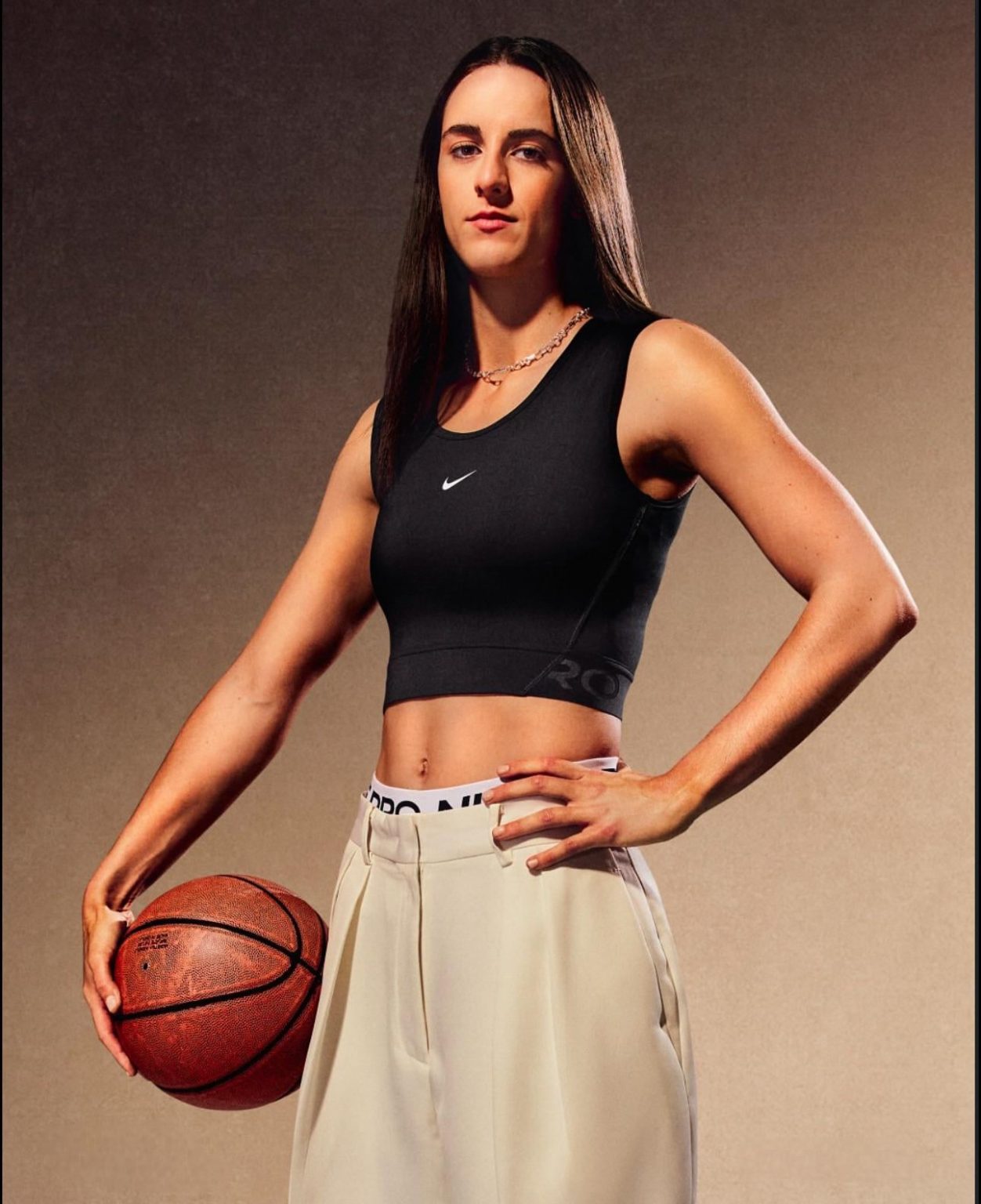 Caitlin Clark - American WNBA Player - Hottest Female Athletes