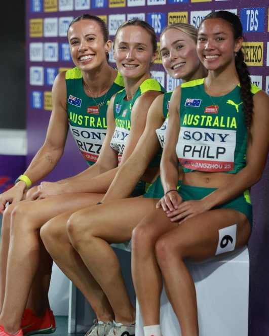Australian relay team (athletes in description) - Hottest Female Athletes