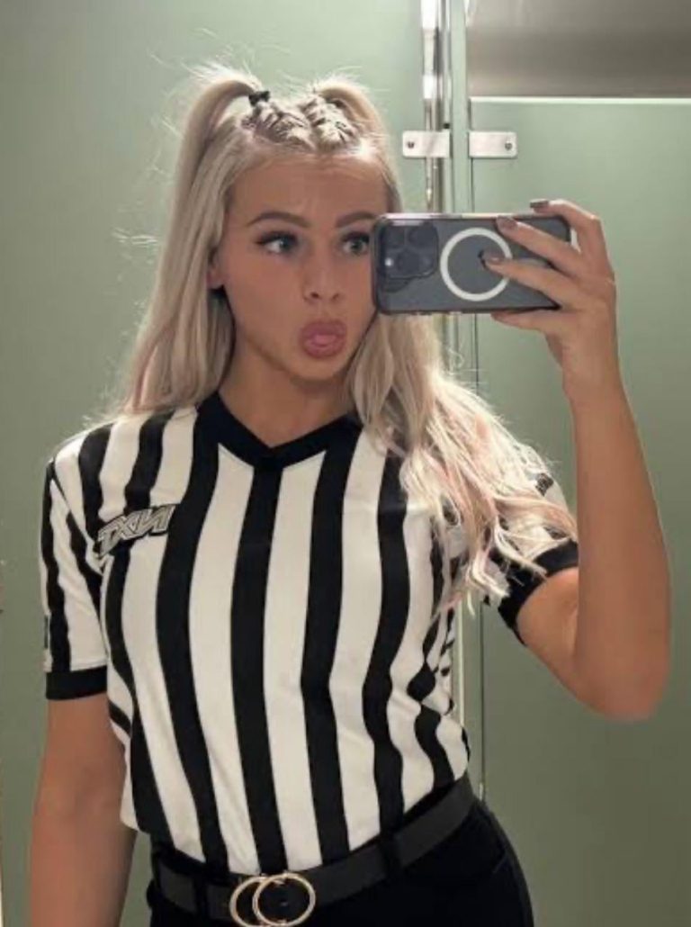 WWE NXT REF 🥊🔥🔥 Victoria D'Errico - Hottest Female Athletes