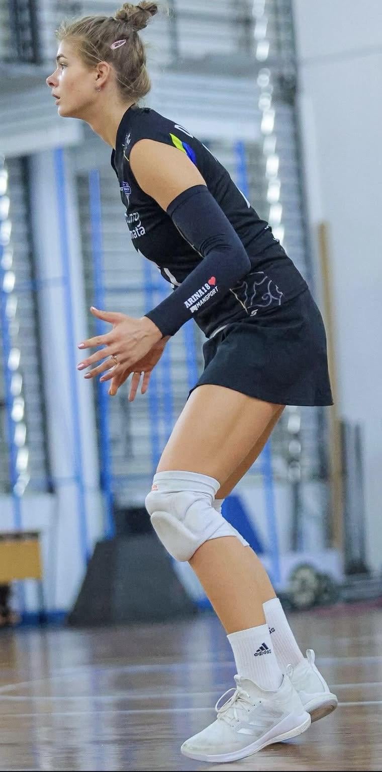 Anna Davyskiba - volleyball - Hottest Female Athletes